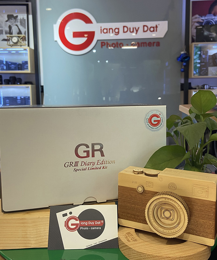 Ricoh GR III Diary Edition - Giang Duy Đạt